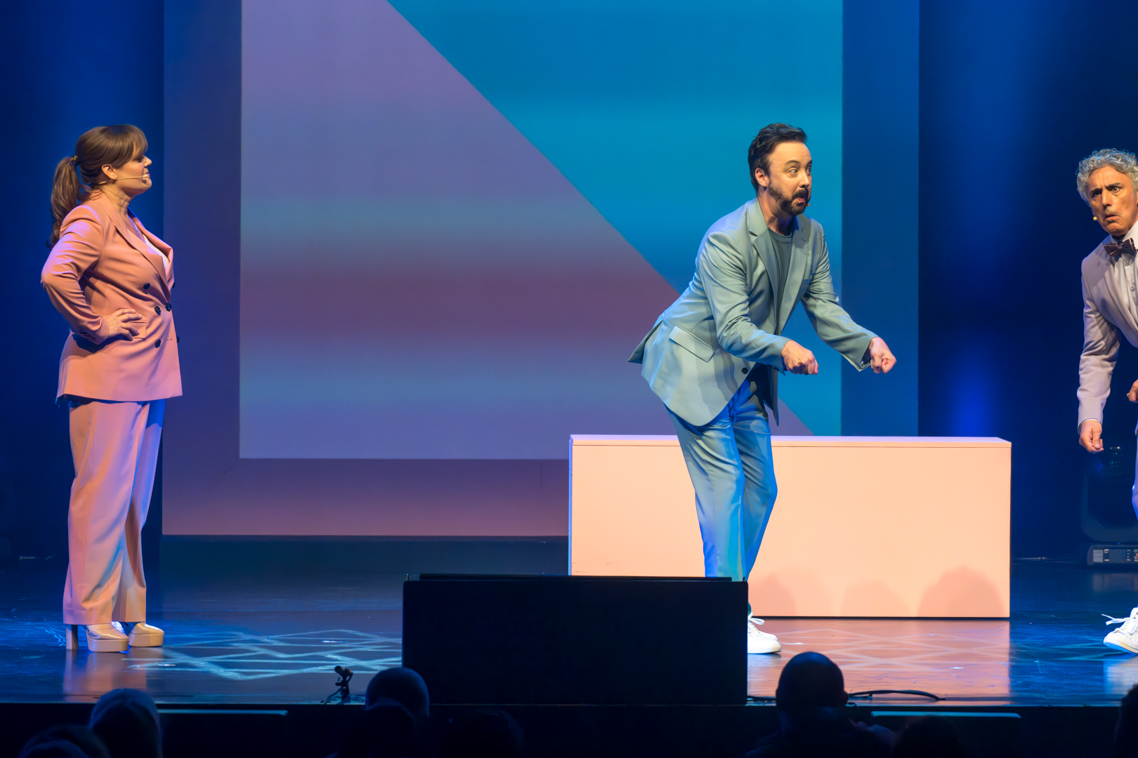 Beaucoup de vedettes sur le tapis rouge de la première des Exséparables ...